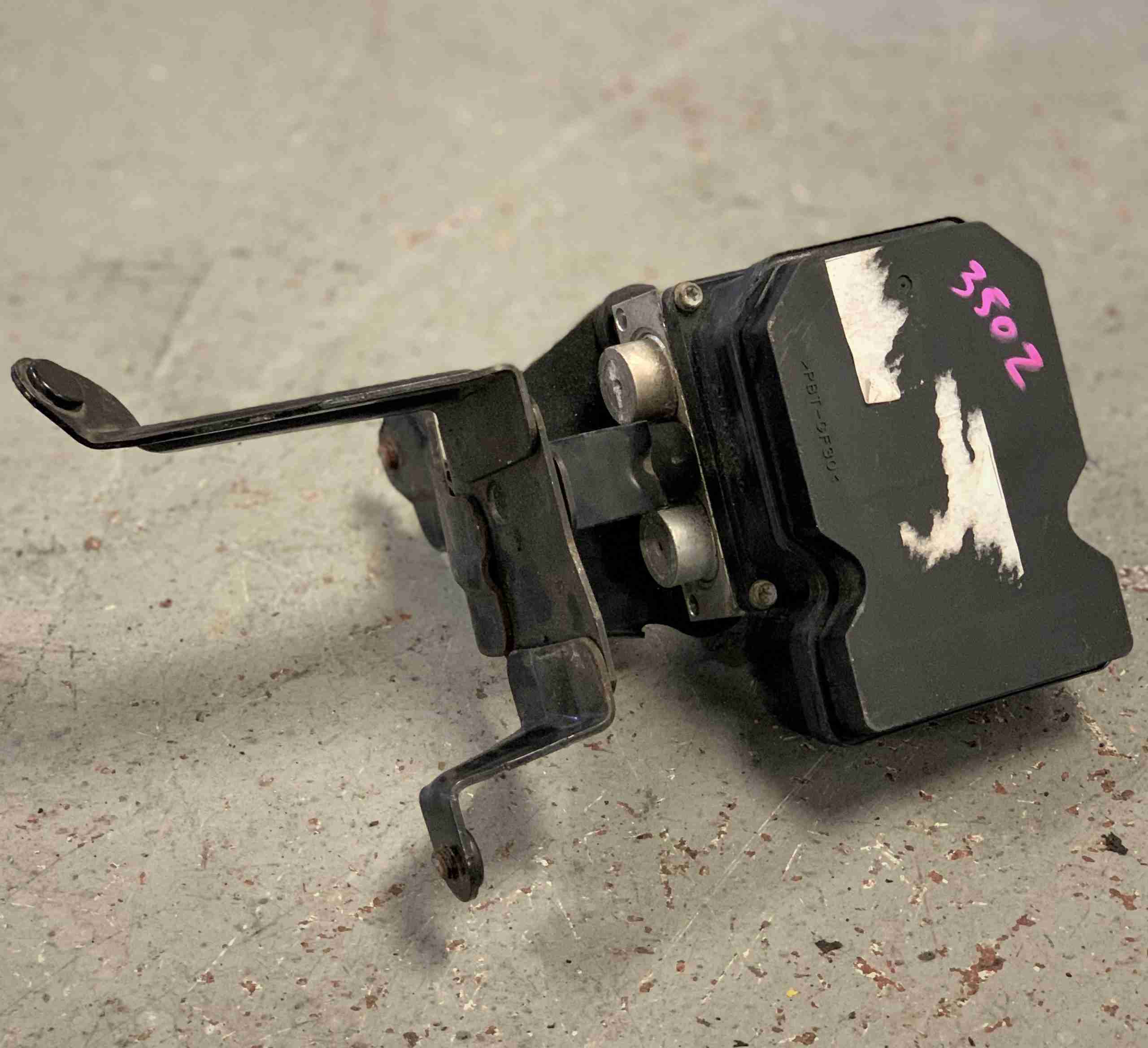 Nissan 350z - Used OEM ABS Pump (84149000) - Jap Performance Parts